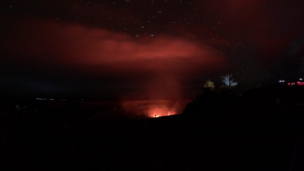 Hawaii Volcanoes at Night: Best Lava Glow and Starry Skies